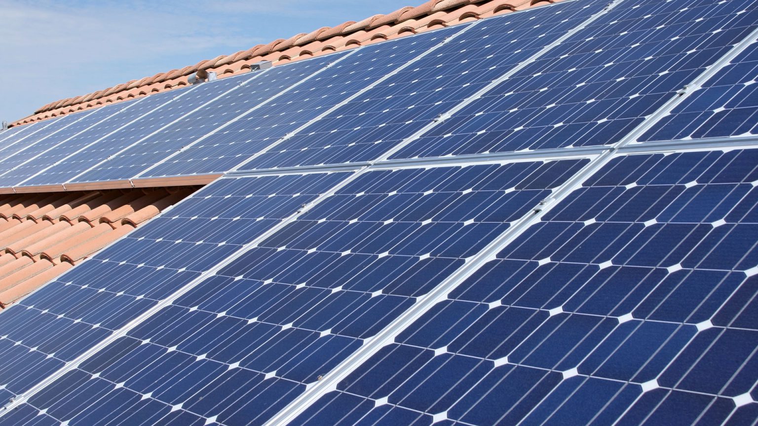 MLPE-Rooftop-HERO-copy - Pegasus Solar